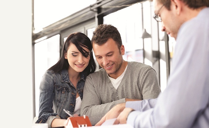 real estate couple realtor_m_61470052 | Hilton Head 360