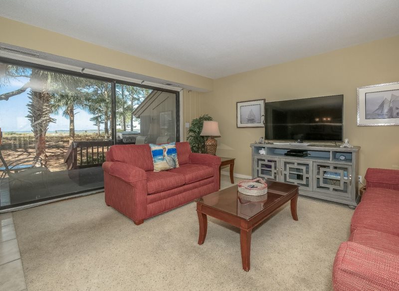 1414 South Beach Villa | Hilton Head 360